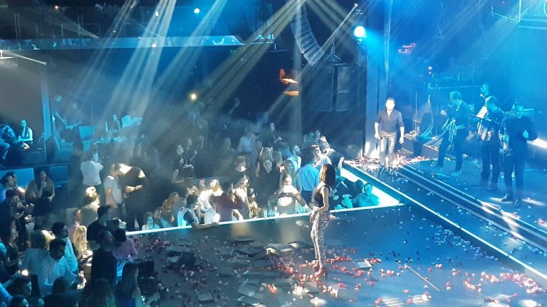 Tsifteteli | Greek belly dance is tsifteteli